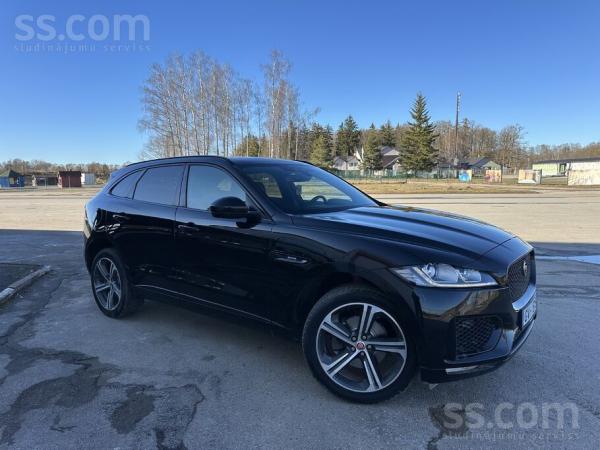 Melns Jaguar F-Pace 2017 Bauska, ar dzinēja tilpumu 2.00 L un nobraukumu 191 tūkst. km par 12000 €, foto 6 vietnē AUTOMOTO.COM.LV
