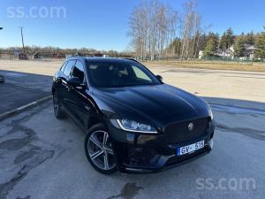 Melns Jaguar F-Pace 2017 Bauska, ar dzinēja tilpumu 2.00 L un nobraukumu 191 tūkst. km par 12000 €, foto 8 vietnē AUTOMOTO.COM.LV