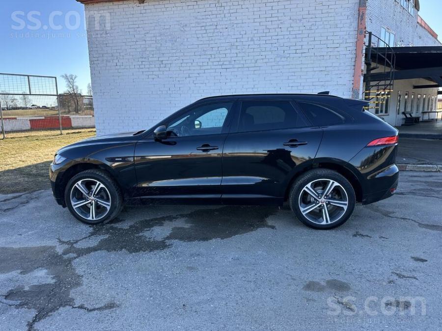 Melns Jaguar F-Pace 2017 Bauska, ar dzinēja tilpumu 2.00 L un nobraukumu 191 tūkst. km par 12000 €, foto 9 vietnē AUTOMOTO.COM.LV