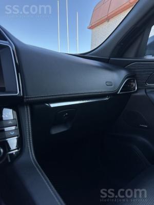 Melns Jaguar F-Pace 2017 Bauska, ar dzinēja tilpumu 2.00 L un nobraukumu 191 tūkst. km par 12000 €, foto 22 vietnē AUTOMOTO.COM.LV