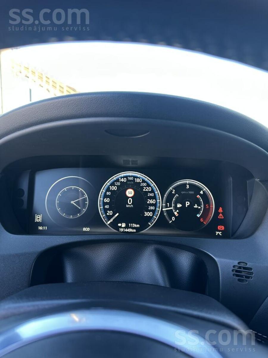 Melns Jaguar F-Pace 2017 Bauska, ar dzinēja tilpumu 2.00 L un nobraukumu 191 tūkst. km par 12000 €, foto 33 vietnē AUTOMOTO.COM.LV