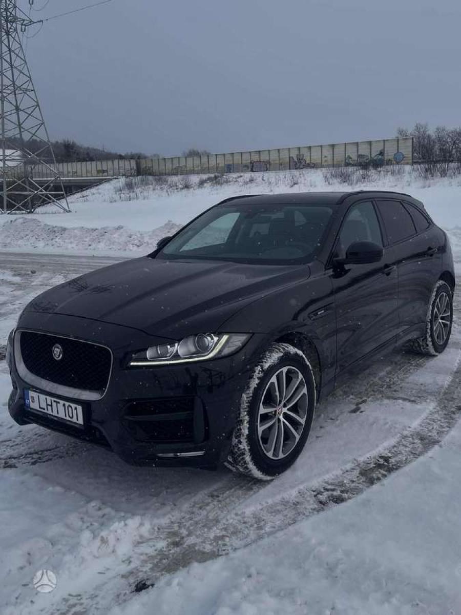 Melns Jaguar F-Pace 2020 Kauņa, ar dzinēja tilpumu 2.00 L un nobraukumu 165 tūkst. km par 24999 €, foto 2 vietnē AUTOMOTO.COM.LV