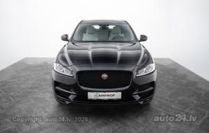 Melns Jaguar F-Pace 2018 Tallina, ar dzinēja tilpumu 2.00 L un nobraukumu 102 tūkst. km par 17999 €, foto 2 vietnē AUTOMOTO.COM.LV