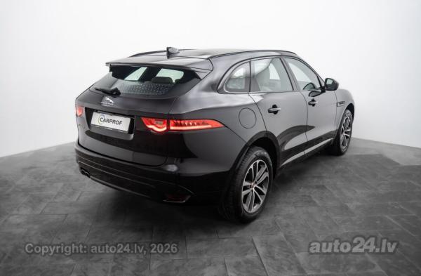 Melns Jaguar F-Pace 2018 Tallina, ar dzinēja tilpumu 2.00 L un nobraukumu 102 tūkst. km par 17999 €, foto 4 vietnē AUTOMOTO.COM.LV