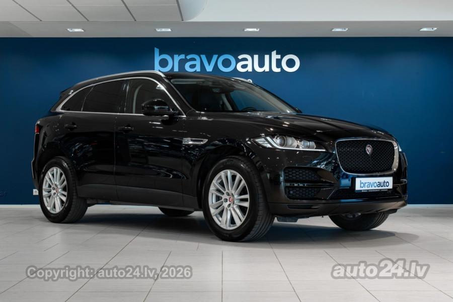 Black Jaguar F-Pace 2020 in Tallinn, with an engine capacity of 2.00 L and mileage of 57 thousand km for 25900 €, photo 4 on AUTOMOTO.COM.LV