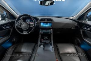 Black Jaguar F-Pace 2020 in Tallinn, with an engine capacity of 2.00 L and mileage of 57 thousand km for 25900 €, photo 7 on AUTOMOTO.COM.LV