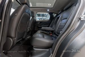 Black Jaguar F-Pace 2020 in Tallinn, with an engine capacity of 2.00 L and mileage of 57 thousand km for 25900 €, photo 16 on AUTOMOTO.COM.LV