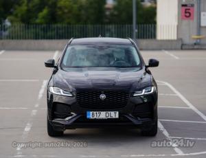 Melns Jaguar F-Pace 2021 Tallina, ar dzinēja tilpumu 2.00 L un nobraukumu 37 tūkst. km par 41000 €, foto  vietnē AUTOMOTO.COM.LV