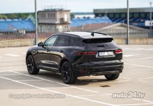 Melns Jaguar F-Pace 2021 Tallina, ar dzinēja tilpumu 2.00 L un nobraukumu 37 tūkst. km par 41000 €, foto 15 vietnē AUTOMOTO.COM.LV