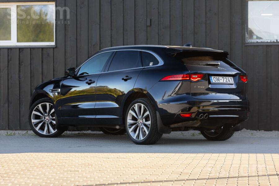 Zils Jaguar F-Pace 2016 Jelgava, ar dzinēja tilpumu 2.00 L un nobraukumu 168 tūkst. km par 13900 €, foto 5 vietnē AUTOMOTO.COM.LV