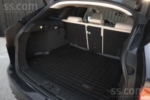 Zils Jaguar F-Pace 2016 Jelgava, ar dzinēja tilpumu 2.00 L un nobraukumu 168 tūkst. km par 13900 €, foto 21 vietnē AUTOMOTO.COM.LV