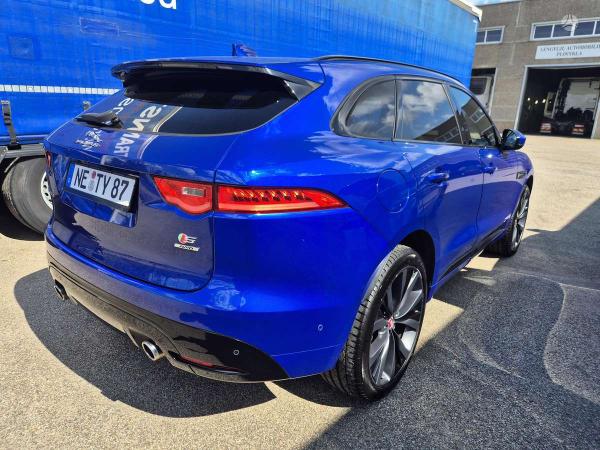 Blue Jaguar F-Pace 2016 in Vilnius, with an engine capacity of 2.99 L and mileage of 149 thousand km for 14900 €, photo 8 on AUTOMOTO.COM.LV