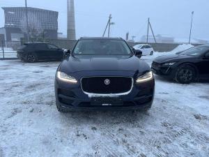 Blue Jaguar F-Pace 2017 in Taurage, with an engine capacity of 2.00 L and mileage of 175 thousand km for 13900 €, photo 3 on AUTOMOTO.COM.LV