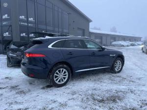 Blue Jaguar F-Pace 2017 in Taurage, with an engine capacity of 2.00 L and mileage of 175 thousand km for 13900 €, photo 7 on AUTOMOTO.COM.LV