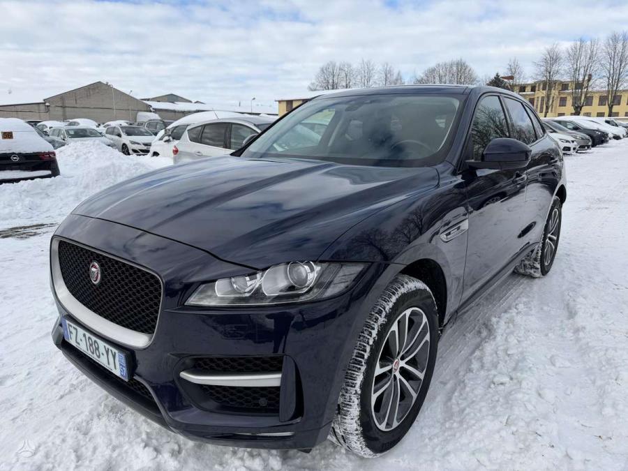 Blue Jaguar F-Pace 2017 in Taurage, with an engine capacity of 2.00 L and mileage of 171 thousand km for 11500 €, photo 1 on AUTOMOTO.COM.LV