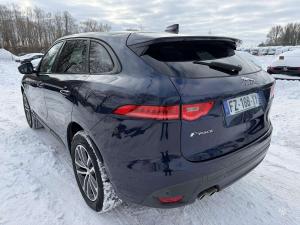 Blue Jaguar F-Pace 2017 in Taurage, with an engine capacity of 2.00 L and mileage of 171 thousand km for 11500 €, photo 6 on AUTOMOTO.COM.LV