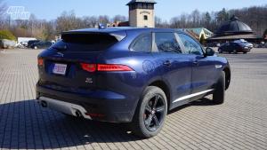 Blue Jaguar F-Pace 2017 in Vilnius, with an engine capacity of 3.00 L and mileage of 197 thousand km for 17900 €, photo 3 on AUTOMOTO.COM.LV