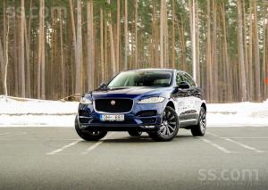 Zils Jaguar F-Pace 2017 Rīga, ar dzinēja tilpumu 2.00 L un nobraukumu 155 tūkst. km par 12590 €, foto  vietnē AUTOMOTO.COM.LV