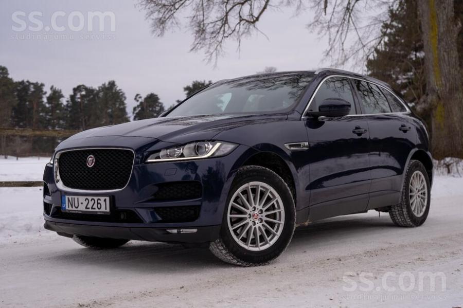 Zils Jaguar F-Pace 2017 Liepāja, ar dzinēja tilpumu 2.00 L un nobraukumu 118 tūkst. km par 16900 €, foto 1 vietnē AUTOMOTO.COM.LV