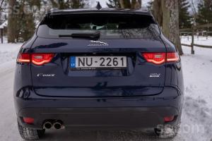 Zils Jaguar F-Pace 2017 Liepāja, ar dzinēja tilpumu 2.00 L un nobraukumu 118 tūkst. km par 16900 €, foto 9 vietnē AUTOMOTO.COM.LV