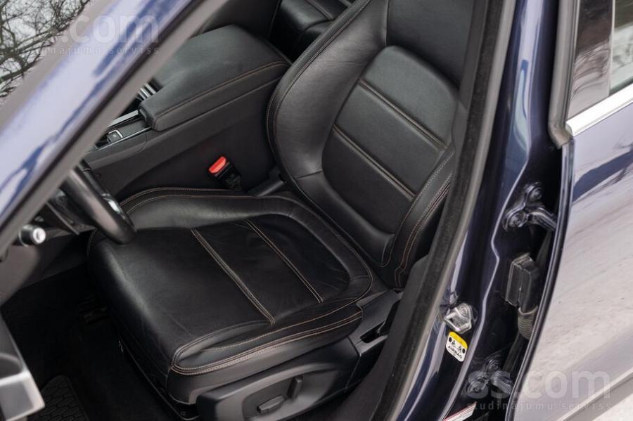 Zils Jaguar F-Pace 2017 Liepāja, ar dzinēja tilpumu 2.00 L un nobraukumu 118 tūkst. km par 16900 €, foto 16 vietnē AUTOMOTO.COM.LV