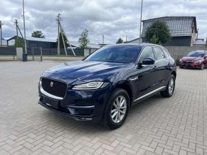 Blue Jaguar F-Pace 2017 in Taurage, with an engine capacity of 2.00 L and mileage of 175 thousand km for 13700 €, photo 3 on AUTOMOTO.COM.LV