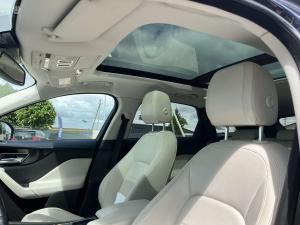 Blue Jaguar F-Pace 2017 in Taurage, with an engine capacity of 2.00 L and mileage of 175 thousand km for 13700 €, photo 19 on AUTOMOTO.COM.LV