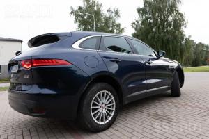 Blue Jaguar F-Pace 2017 in Liepaja, with an engine capacity of 2.00 L and mileage of 127 thousand km for 15500 €, photo 4 on AUTOMOTO.COM.LV