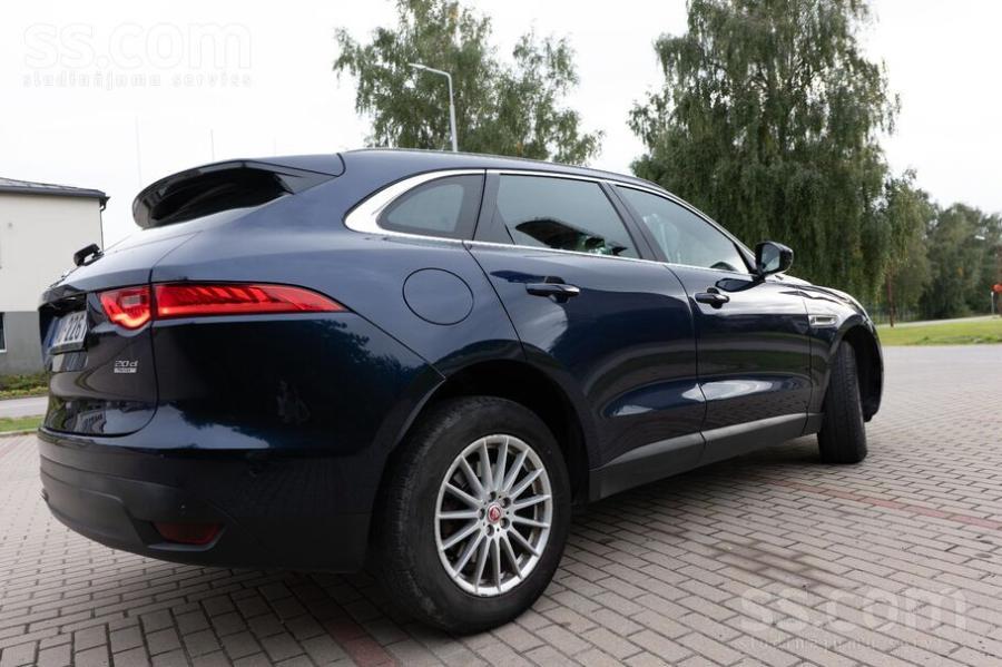 Blue Jaguar F-Pace 2017 in Liepaja, with an engine capacity of 2.00 L and mileage of 127 thousand km for 15500 €, photo 4 on AUTOMOTO.COM.LV