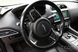 Blue Jaguar F-Pace 2017 in Liepaja, with an engine capacity of 2.00 L and mileage of 127 thousand km for 15500 €, photo 11 on AUTOMOTO.COM.LV
