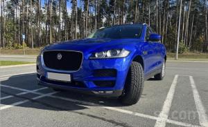 Blue Jaguar F-Pace 2018 in Riga, with an engine capacity of 2.00 L and mileage of 109 thousand km for 19900 €, photo 8 on AUTOMOTO.COM.LV