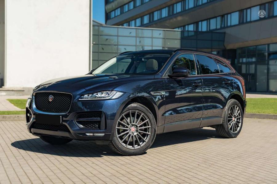 Blue Jaguar F-Pace 2018 in Klaipeda, with an engine capacity of 2.00 L and mileage of 119 thousand km for 21000 €, photo 1 on AUTOMOTO.COM.LV