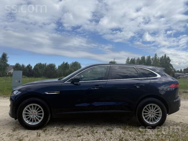 Blue Jaguar F-Pace 2018 in Riga, with an engine capacity of 2.00 L and mileage of 184 thousand km for 15000 €, photo 3 on AUTOMOTO.COM.LV