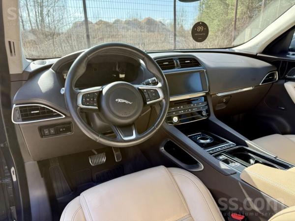Blue Jaguar F-Pace 2019 in Riga, with an engine capacity of 2.00 L and mileage of 57 thousand km for 21500 €, photo 6 on AUTOMOTO.COM.LV