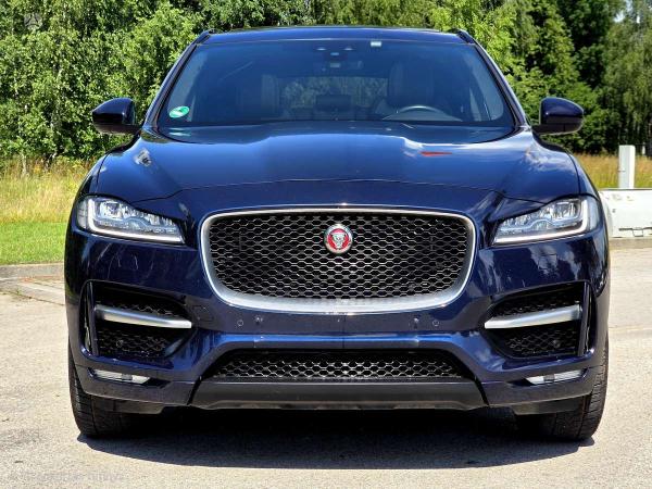 Jaguar F-Pace 2019 in Taurage on AUTOMOTO.COM.LV Blue Jaguar F-Pace 2019 in Taurage, with an engine capacity of 2.00 L and mileage of 120 thousand km for 13500 €, photo 3 on AUTOMOTO.COM.LV