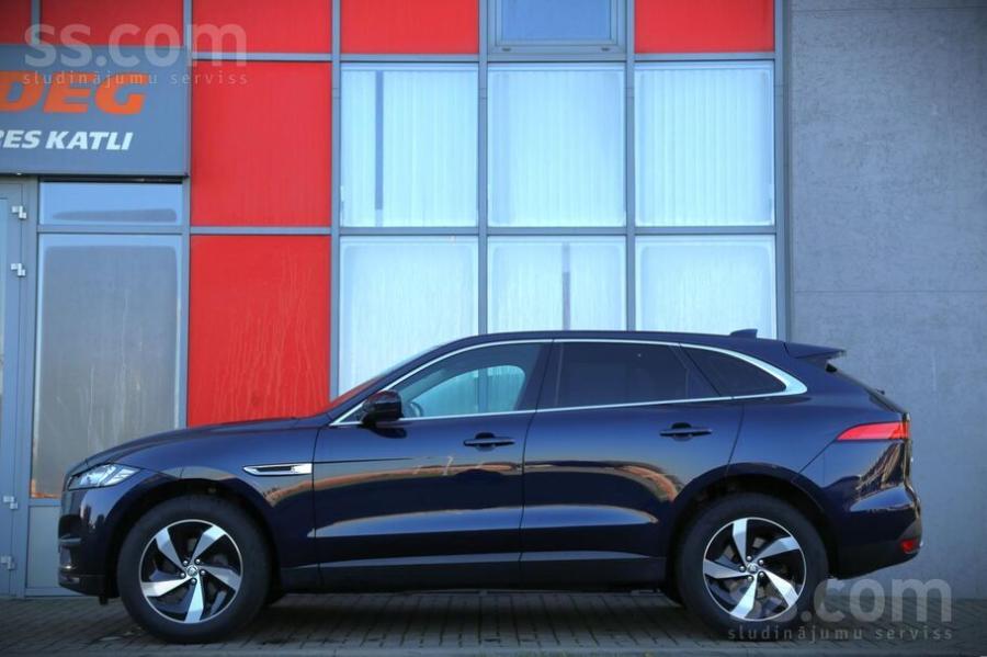 Zils Jaguar F-Pace 2019 Rīga, ar dzinēja tilpumu 2.00 L un nobraukumu 60 tūkst. km par 18995 €, foto 3 vietnē AUTOMOTO.COM.LV