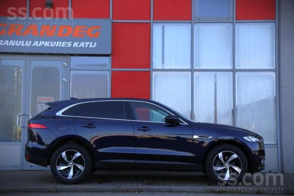 Jaguar F-Pace 2019 Rīga vietnē Zils Jaguar F-Pace 2019 Rīga, ar dzinēja tilpumu 2.00 L un nobraukumu 60 tūkst. km par 18995 €, foto 4 vietnē AUTOMOTO.COM.LV