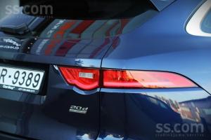 Zils Jaguar F-Pace 2019 Rīga, ar dzinēja tilpumu 2.00 L un nobraukumu 60 tūkst. km par 18995 €, foto 8 vietnē AUTOMOTO.COM.LV