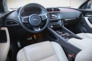 Zils Jaguar F-Pace 2019 Rīga, ar dzinēja tilpumu 2.00 L un nobraukumu 60 tūkst. km par 18995 €, foto 11 vietnē AUTOMOTO.COM.LV