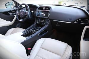 Zils Jaguar F-Pace 2019 Rīga, ar dzinēja tilpumu 2.00 L un nobraukumu 60 tūkst. km par 18995 €, foto 13 vietnē AUTOMOTO.COM.LV