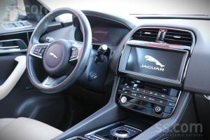 Zils Jaguar F-Pace 2019 Rīga, ar dzinēja tilpumu 2.00 L un nobraukumu 60 tūkst. km par 18995 €, foto 15 vietnē AUTOMOTO.COM.LV