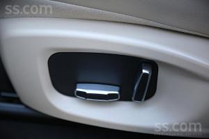 Zils Jaguar F-Pace 2019 Rīga, ar dzinēja tilpumu 2.00 L un nobraukumu 60 tūkst. km par 18995 €, foto 22 vietnē AUTOMOTO.COM.LV