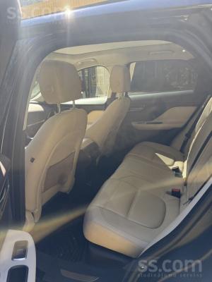 Blue Jaguar F-Pace 2020 in Riga, with an engine capacity of 2.00 L and mileage of 110 thousand km for 23000 €, photo 13 on AUTOMOTO.COM.LV