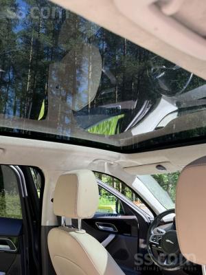 Blue Jaguar F-Pace 2020 in Riga, with an engine capacity of 2.00 L and mileage of 110 thousand km for 23000 €, photo 15 on AUTOMOTO.COM.LV