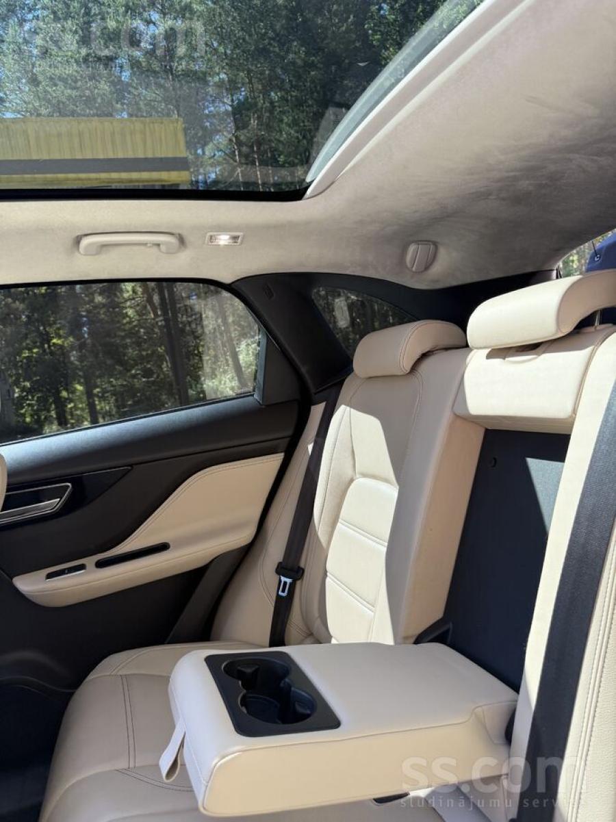 Blue Jaguar F-Pace 2020 in Riga, with an engine capacity of 2.00 L and mileage of 110 thousand km for 23000 €, photo 20 on AUTOMOTO.COM.LV