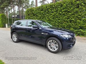 Zils Jaguar F-Pace 2020 Tallina, ar dzinēja tilpumu 2.00 L un nobraukumu 82 tūkst. km par 19750 €, foto  vietnē AUTOMOTO.COM.LV