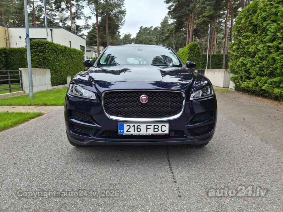 Zils Jaguar F-Pace 2020 Tallina, ar dzinēja tilpumu 2.00 L un nobraukumu 82 tūkst. km par 19750 €, foto 3 vietnē AUTOMOTO.COM.LV