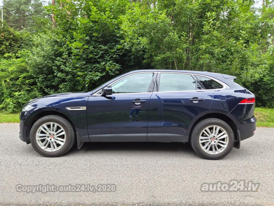 Zils Jaguar F-Pace 2020 Tallina, ar dzinēja tilpumu 2.00 L un nobraukumu 82 tūkst. km par 19750 €, foto 7 vietnē AUTOMOTO.COM.LV