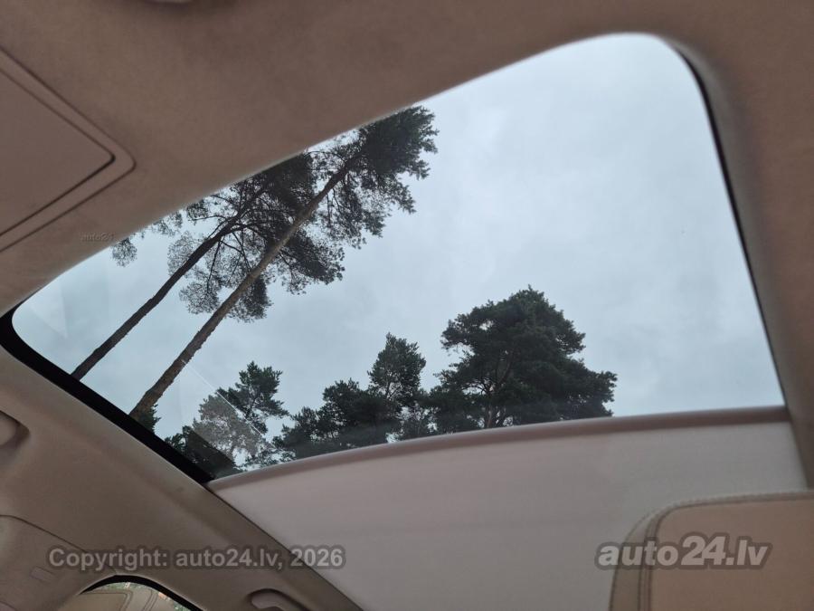 Zils Jaguar F-Pace 2020 Tallina, ar dzinēja tilpumu 2.00 L un nobraukumu 82 tūkst. km par 19750 €, foto 11 vietnē AUTOMOTO.COM.LV