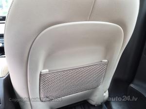 Zils Jaguar F-Pace 2020 Tallina, ar dzinēja tilpumu 2.00 L un nobraukumu 82 tūkst. km par 19750 €, foto 14 vietnē AUTOMOTO.COM.LV